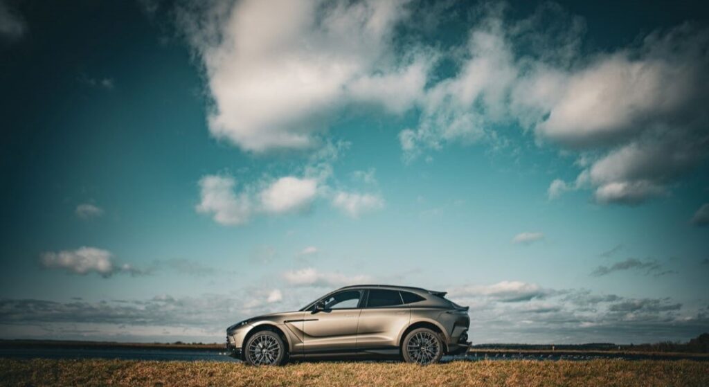 Test Driving the Aston Martin DBX707 - Tempus Magazine