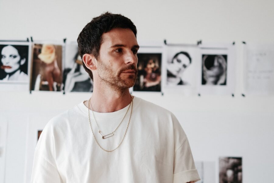 Coldplay bassist Guy Berryman on Applied Art Forms and more - Tempus ...