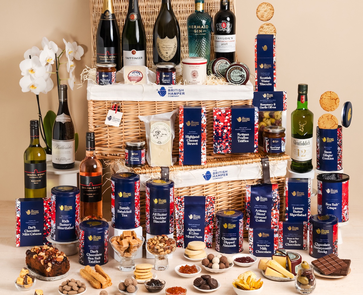 The best luxury drinks and hampers to gift for Christmas 2024 - Tempus ...